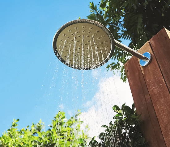 The Health Benefits of Cold Showers | Zuzka Light